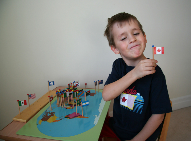 Flags of the World with Wooden Map | E&O Montessori Flags of the World with Wooden Map | E&O Montessori