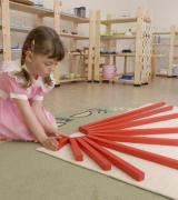 Stand for Red/Number Rods | E&O Montessori